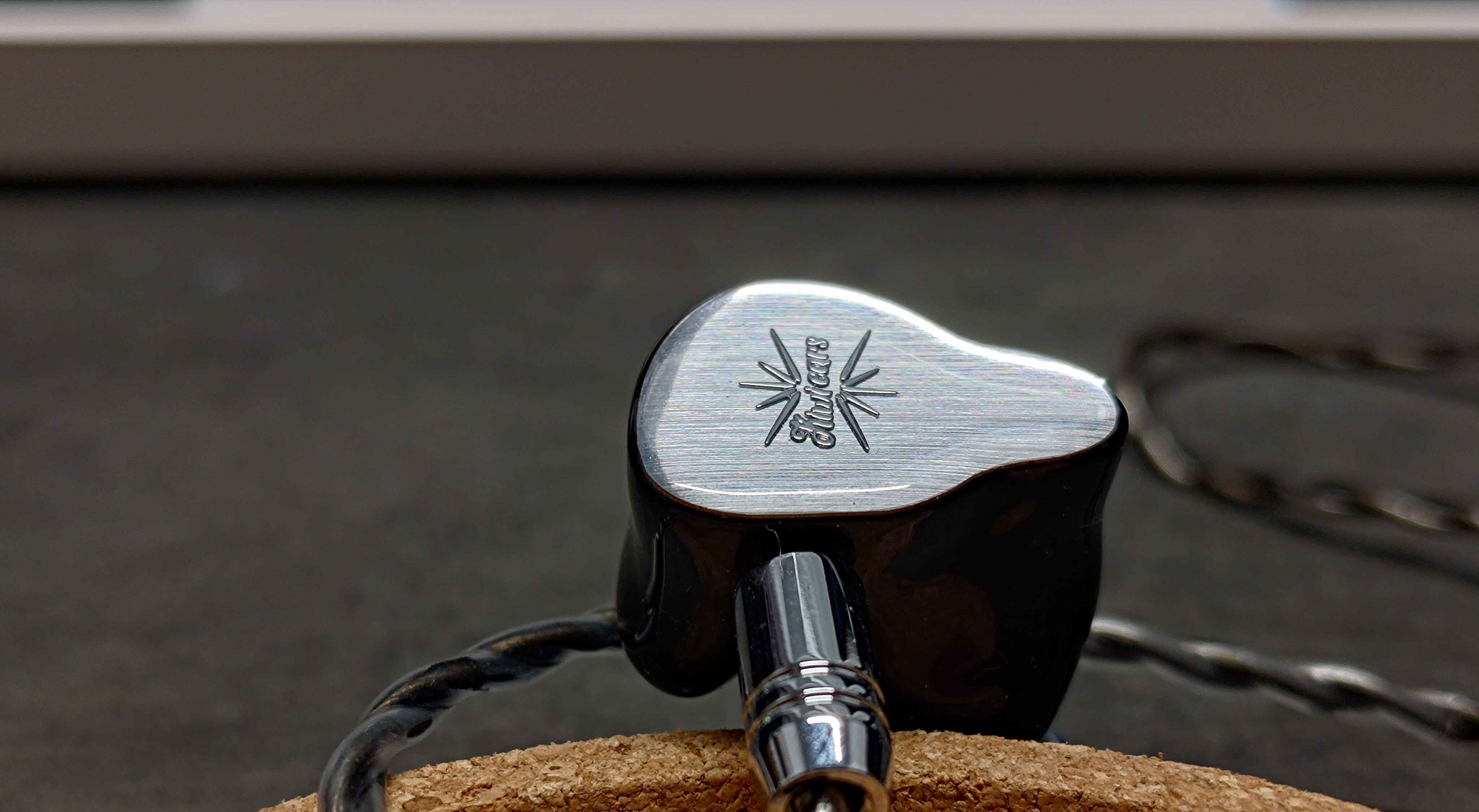 Test i recenzja Kiwi Ears KE4 - chylę czoło